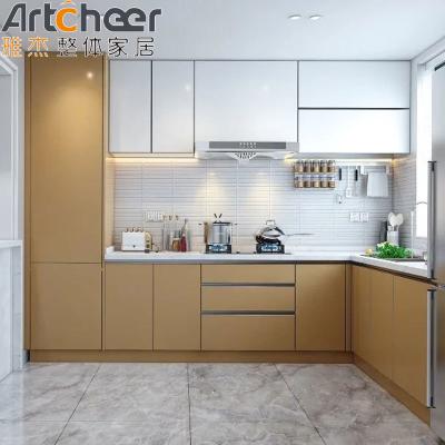 China Modern High Glossy Lacquer Kitchen Cabinet with Customized Size and 3 Years Warranty for sale