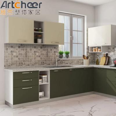 China Eco-Friendly Minimalist Design L Shape Kitchen Cabinet with Customizable Size for sale