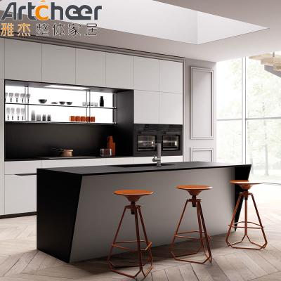 China Modern White Color Kitchen Cabinet with Custom Size Kitchen Island and Eco-Friendly Material for sale