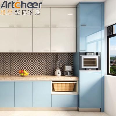 China Custom Modern Kitchen Cabinet with Eco-Friendly Material and 5-Year Warranty for Small House for sale