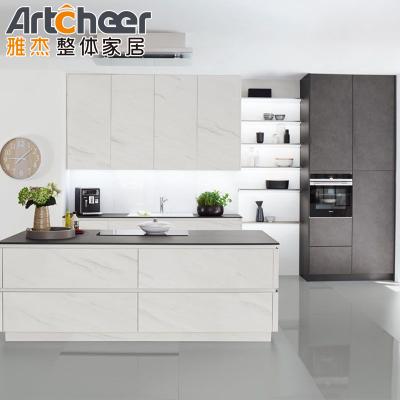 China Modern Eco-Friendly Kitchen Cabinet Set with Modular Island and 5 Year Warranty in Scandinavian Design for sale