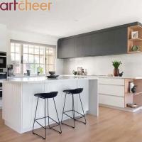 China Custom Contemporary Design Kitchen Cabinet with Hardware Fittings for Villa Project for sale
