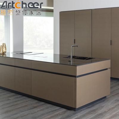China Modern Design Kitchen Cabinet with Pull Out Drawers and Kitchen Island for sale