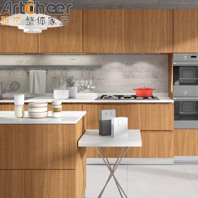 China Modern Kitchen Cabinet Set with Soft Close Hinges Durable Laminate Countertop & Drawer Basket for sale