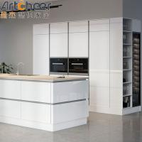 China Modern Design Durable Lacquer Finish Kitchen Cabinet Modular Kitchen Furniture for sale