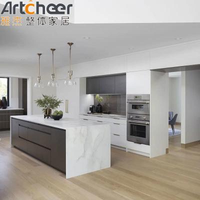China Modern High Gloss Finish Modular Kitchen Cabinet with Customizable Size and Eco-Friendly Material for sale