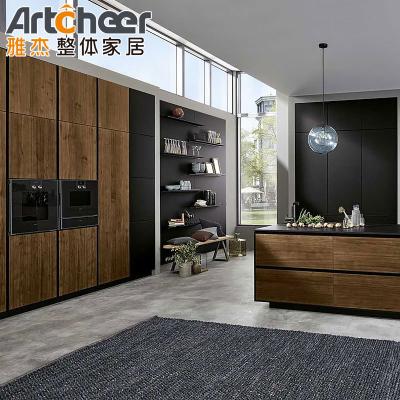 China Modern Stylish Eco-Friendly Kitchen Cabinets with 3 Years Guarantee and Base Cabinets for sale