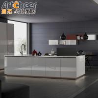 China Modern Modular Kitchen Cabinets with Soft Close Hinges and Customized Eco-Friendly Colors for sale