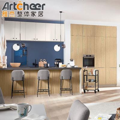 China Modern European Style Kitchen Cabinet with Customized Size and Eco-Friendly Material for sale