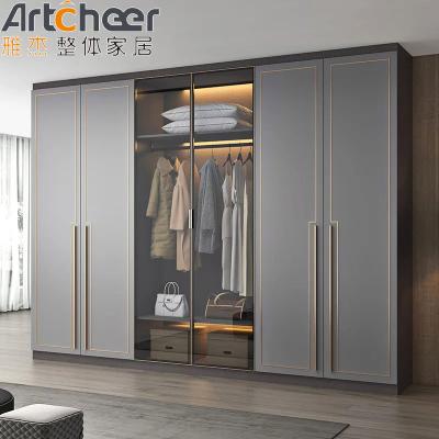 China Modern Minimalist Design Wardrobe with Golden Strip Decoration and Customized Size for sale