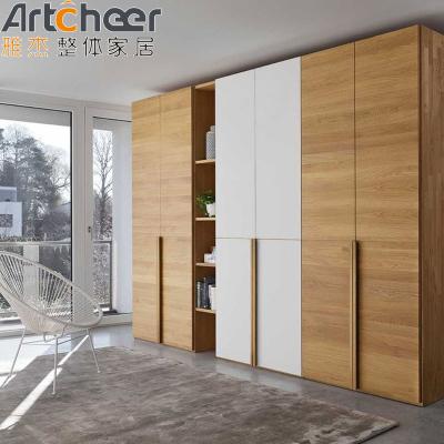 China Modern Stylish Oak Veneer Finish Wardrobe Closet with Customized Size for Bedroom for sale