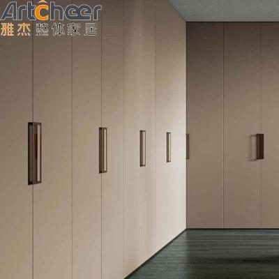 China Modern Stylish Customized Size Wardrobe with Eco-Friendly Material for Bedroom and Living Room for sale