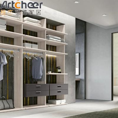 China Modern Stylish Customized Size Wardrobe Closet with Eco-Friendly Material for sale