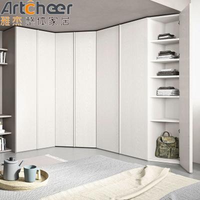 China Foldable Extendable Walk In Wardrobe with Customized Size for Modern Minimalist Living Spaces for sale