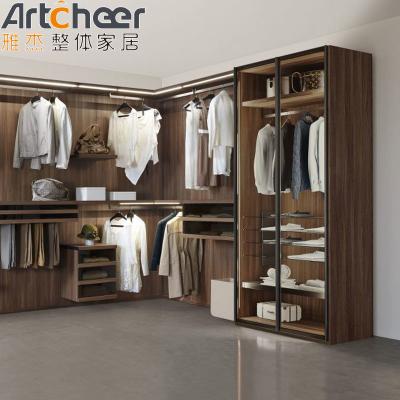 China Modern Design Walk In Wardrobe with Open Design Without Door and Customized Size for sale