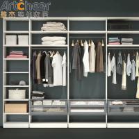 China Modern Stylish Walk In Wardrobe with Glass Door and Customized Size for sale