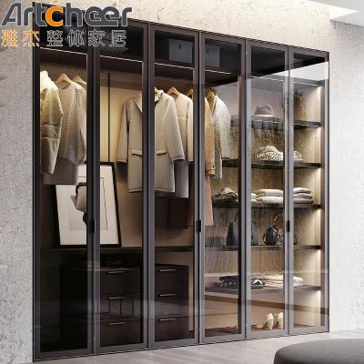 China Modern Stylish Walk-in Wardrobe with Aluminium Frame and Customized Size for sale