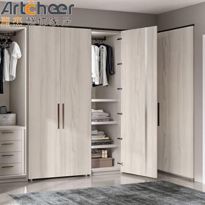 China Modern Design Walk In Wardrobe with Hinge Door Type and Customized Size for sale