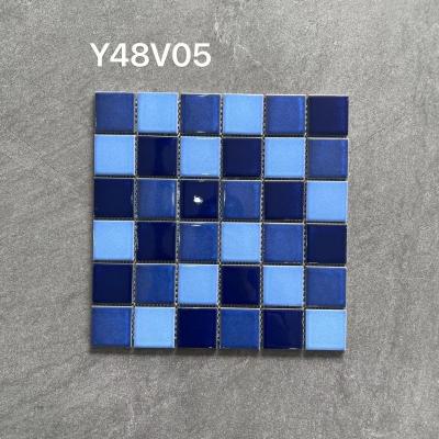 China Deep Teal 300x300mm Alkali Resistant Ceramic Mosaic Tiles Glossy Porcelain For Outdoor Pool Deck for sale