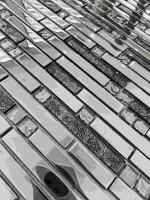 China New Golden Crystal Glass Mosaic Tile for Project Decoration for sale