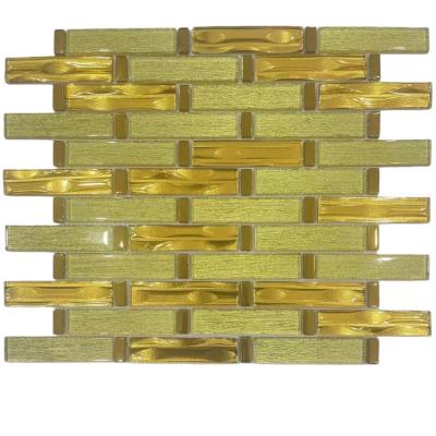 China Wholesales Price Yellow Color Strip Glass Mosaic for Kitchen Backsplash for sale