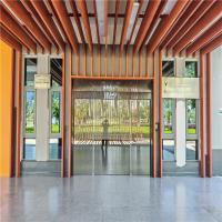 China Aluminum Alloy Frame Glass Panel Bifold Doors Commercial Folding Glass Doors for sale
