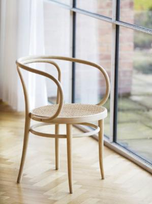 China Natural Beech Wood Thonet Bentwood Chair 80cm High Modern Dining Seat for sale