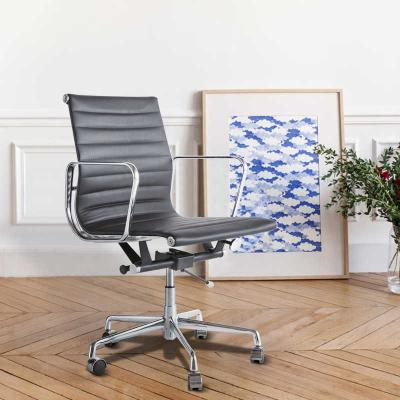 China Black PU Leather Ergonomic Office Chair 26.4 lbs Soft Sponge Aluminum Base for sale