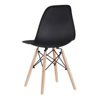 China Set of 4 Black PP Dining Chairs 32.28in Height Solid Wood Legs Modern Kitchen for sale