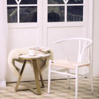 China Beech Wood White Hans Wegner Wishbone Chair 9.9 lbs Solid Wood Dining Chair for sale