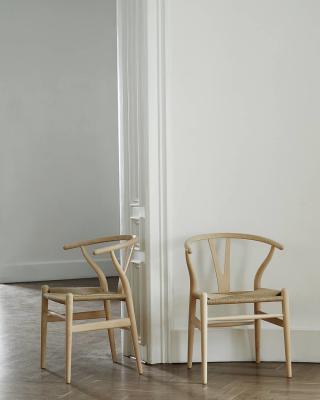 China Ergonomic Ash Wood Wishbone Dining Chair with Hand-Woven Paper Cord Seat 9.9lb for sale
