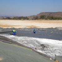 China 800gsm Non Woven Geotextile Fabric Heavy Duty  For Drainage Filtration Soil Separation for sale
