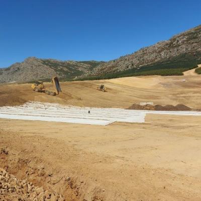 China 800gsm Non Woven Geotextile Fabric Heavy Duty  For Drainage Filtration Soil Separation for sale