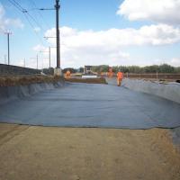 China Permeable Geotextile Fabric Under Gravel Drainage Systems Geotextile 200g 1- 9M for sale