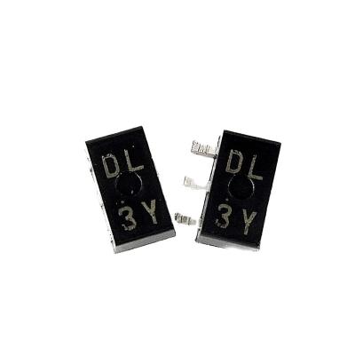China Electronic Components IC Chips 2SB798-T1 SOT-89 BCR08ES-14AT14#B10 2SC1621-T1B for sale