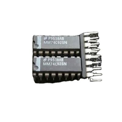 China 4 Bit Counter And MultiplexIntegrated Circuit Microcontroller Chip MM74C925N MM74C925 74C925 DIP-16 for sale