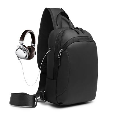 China Fashion OEM Nylon Men Shoulder Chest Sling Bags 18*12*28cm for sale
