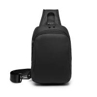China Fashion OEM Nylon Men Shoulder Chest Sling Bags 18*12*28cm for sale