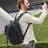 China 24L Multifunctional Oxford Softback Travel Fashion Backpack Water Resistant for sale