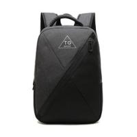 China Zipper Closure 16.5 Litre Waterproof Backpack With USB Charger for sale