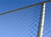 China rustproof 3.0mm Diamond Wire Mesh Fence Cyclone Chain Mesh Fencing for sale