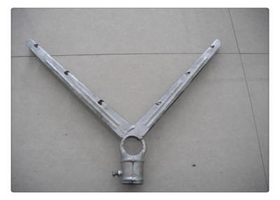 China Pressed Steel Galvanized Wire Chain Link Fence With Barbed Wire V Arm On Top for sale
