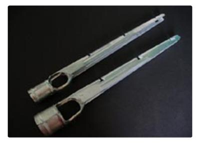 China Fence Parts Barb Wire Arm Vertical Straight Extension Wire Arm For Chain Link Fence for sale