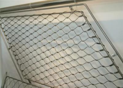 China Black Oxide Stainless Steel Wire Rope Mesh Vertical / Horizontal 30x30 Eye Size for sale