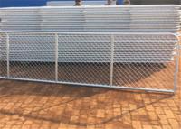 China 10 Swing Industrial Water Resistant 50x50 Chain Link Gate for sale