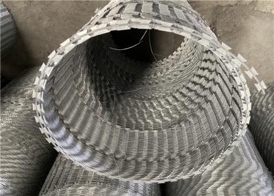 China 65mm Welded Galvanized Straight Line Barbed Diamond Razor Mesh Fencing for sale
