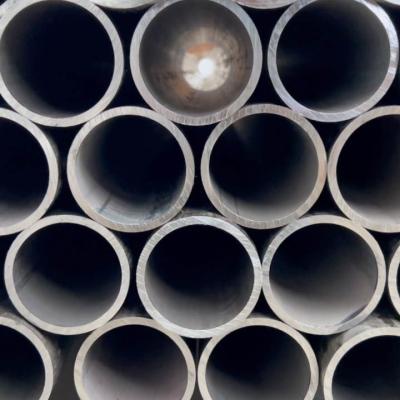 China 4140 Seamless Steel Oil Well Drilling Pipe with High Straightness and Quenched & Tempered for Durability for sale