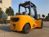 China FD40 4.0 Ton Diesel Forklift Truck with 4000kg Capacity and 60kW Engine Power for sale
