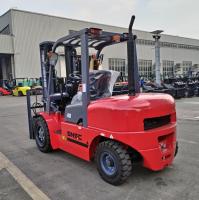 China Diesel Rough Terrain Forklift with 3-Stage Mast 5300kg Capacity 1220-1520mm Fork Length for sale