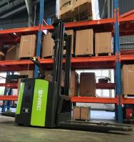 China 2 Ton Electric Counterbalance Stacker with 24V/200Ah Battery and 3000mm Lifting Height for Warehouse Operations for sale